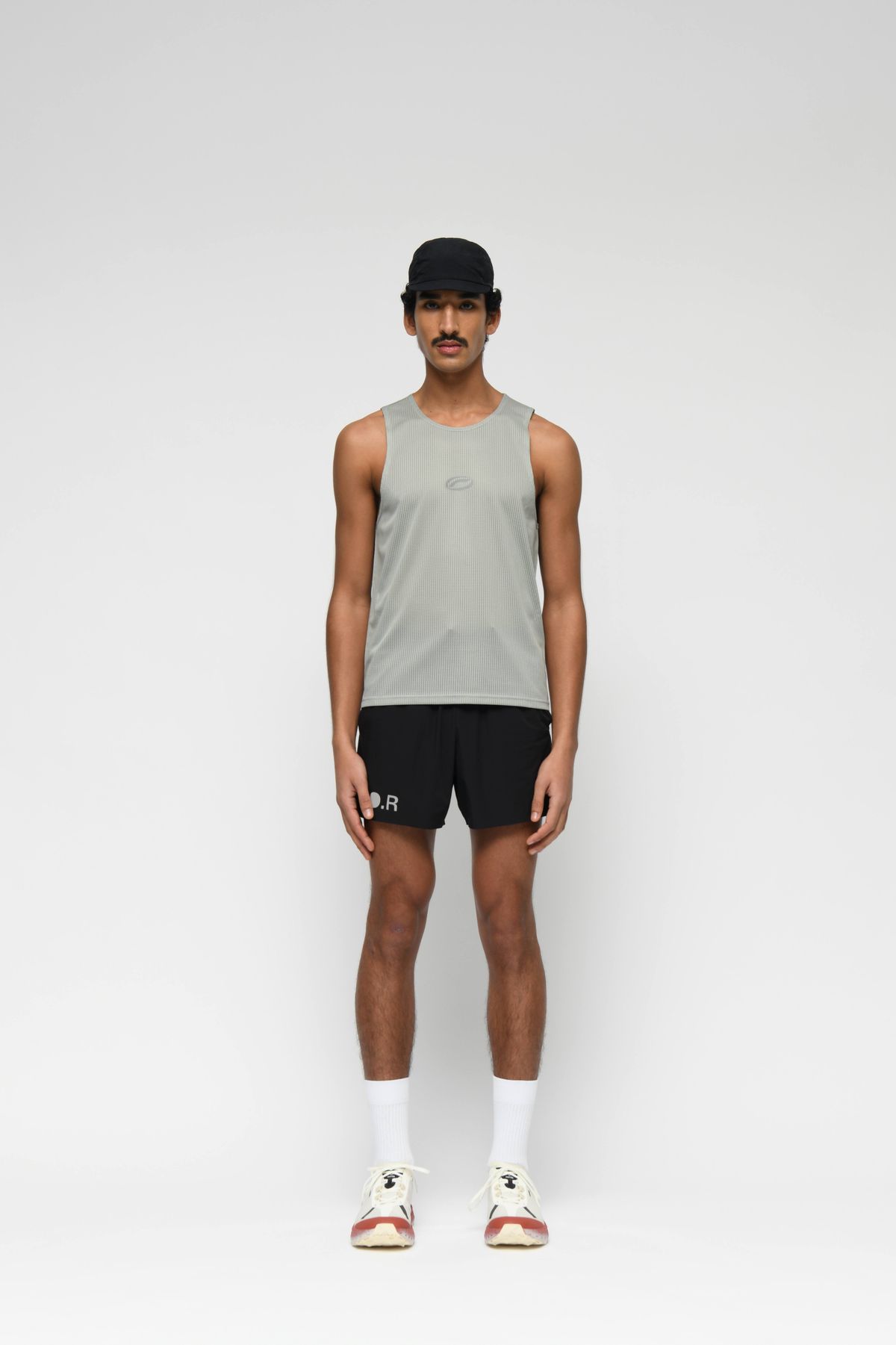 Mesh singlet grey